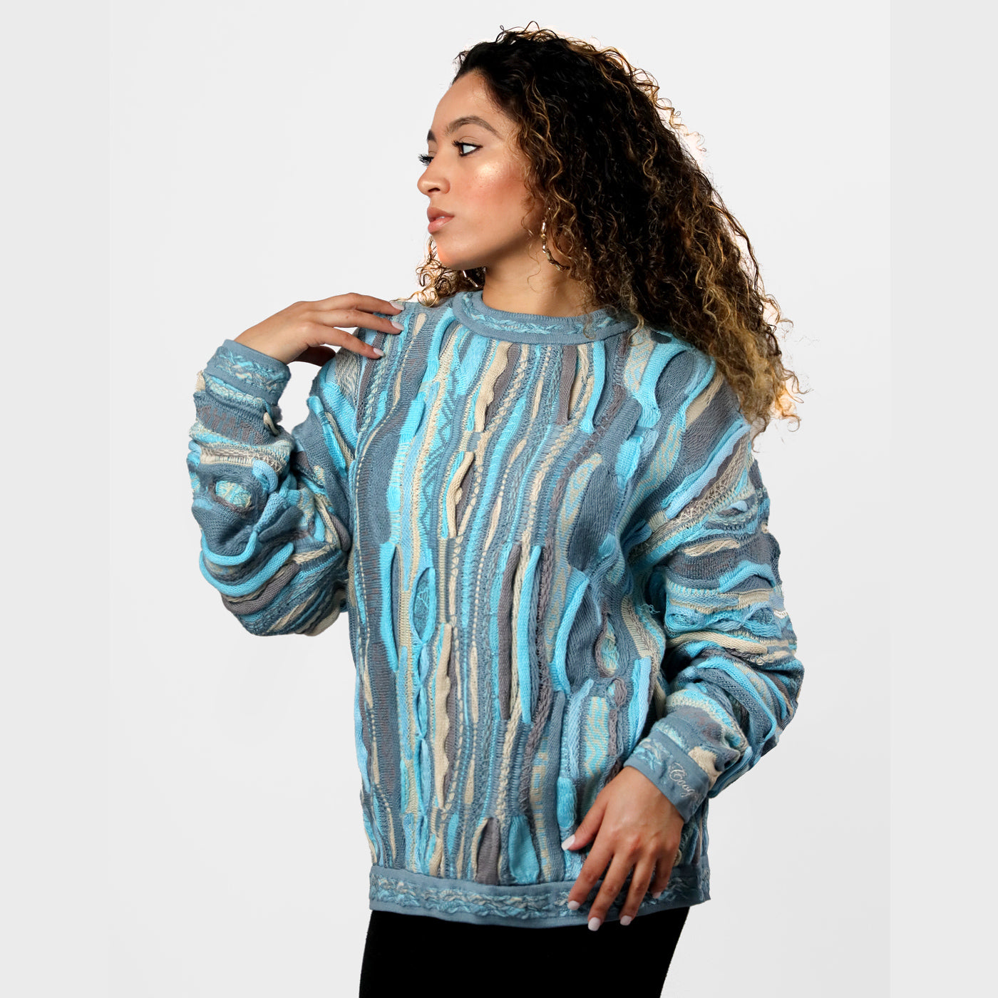 Ocean Blue Sweater – COOGI